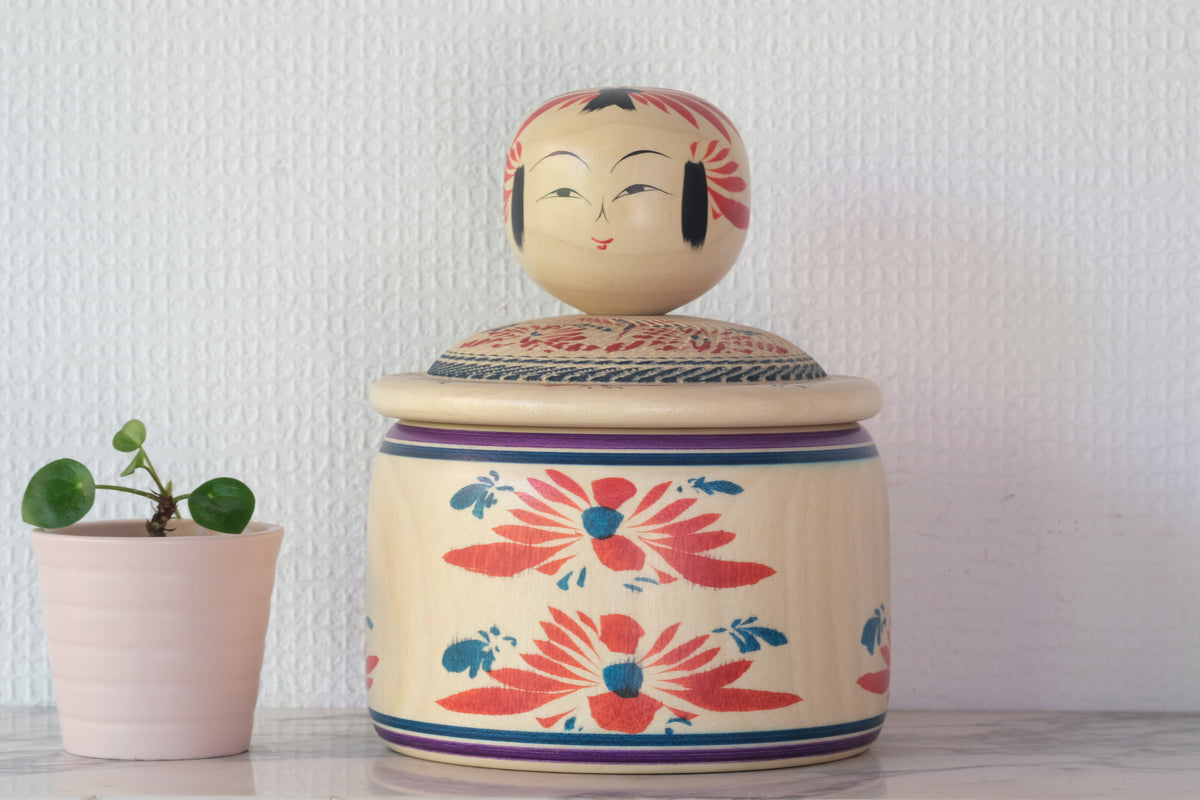 Rare Vintage Ejiko Kokeshi From The Narugo Strain | Container | 17 cm ...