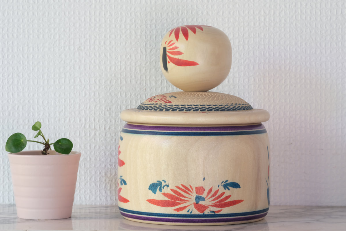 Rare Vintage Ejiko Kokeshi From The Narugo Strain | Container | 17 cm ...